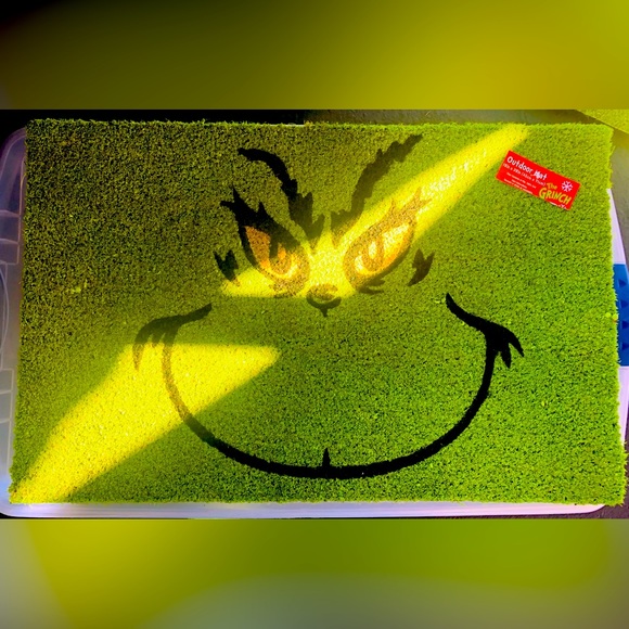 Dr. Seuss | Holiday | 223 New The Grinch Outdoor Mat | Poshmark
